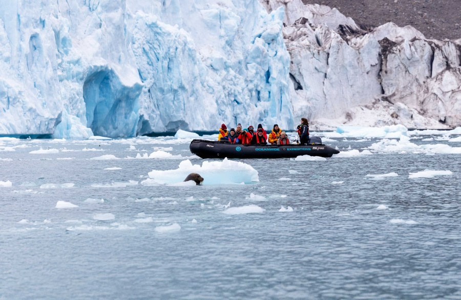 19 Days Extensive Arctic Ocean - North Spitsbergen Explorer | PLA03D26 ...